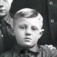 Jerome J. Pelkowski (1914–2004) • FamilySearch