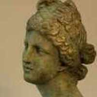 Queen Genuissa Venessa Venus Julia Claudia of Siluria, Wales (0018–0090)