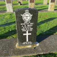 Jack Stanley Butt (1914–1982) • FamilySearch