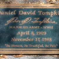 Daniel David Tompkins (1909–1988) • FamilySearch