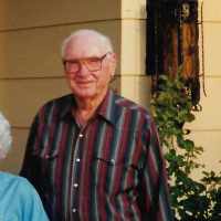 Ernest Ray Russell (1907–2008)