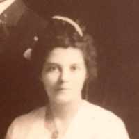 Lillian "Lillie" May Combs (1897–1918)