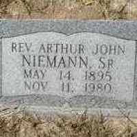 Rev Arthur John Niemann (1895–1980) • FamilySearch