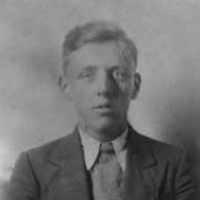 Roger Hogan (1916–1987) • FamilySearch