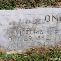 Victoria Oma Blythe Holland (1882–1944)