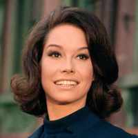 Mary Tyler Moore (1936–2017)