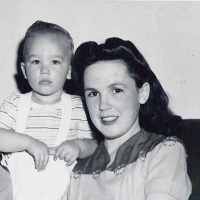 Nora May Moore (1919–2005)