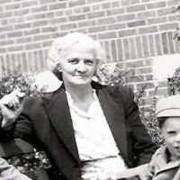 Dorothy Edith Stoner (1894–1976) • FamilySearch