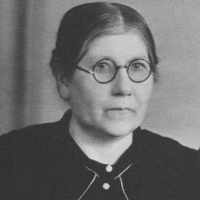 Amalia Hansen (1882–1946) • FamilySearch