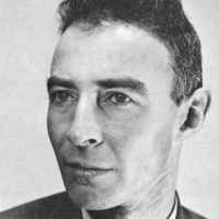 Julius Robert Oppenheimer (1904–1967)