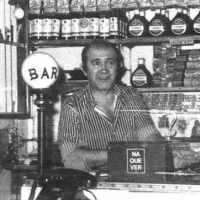 Roberto Nicolas Navarrete Toro (1929–2004) • FamilySearch